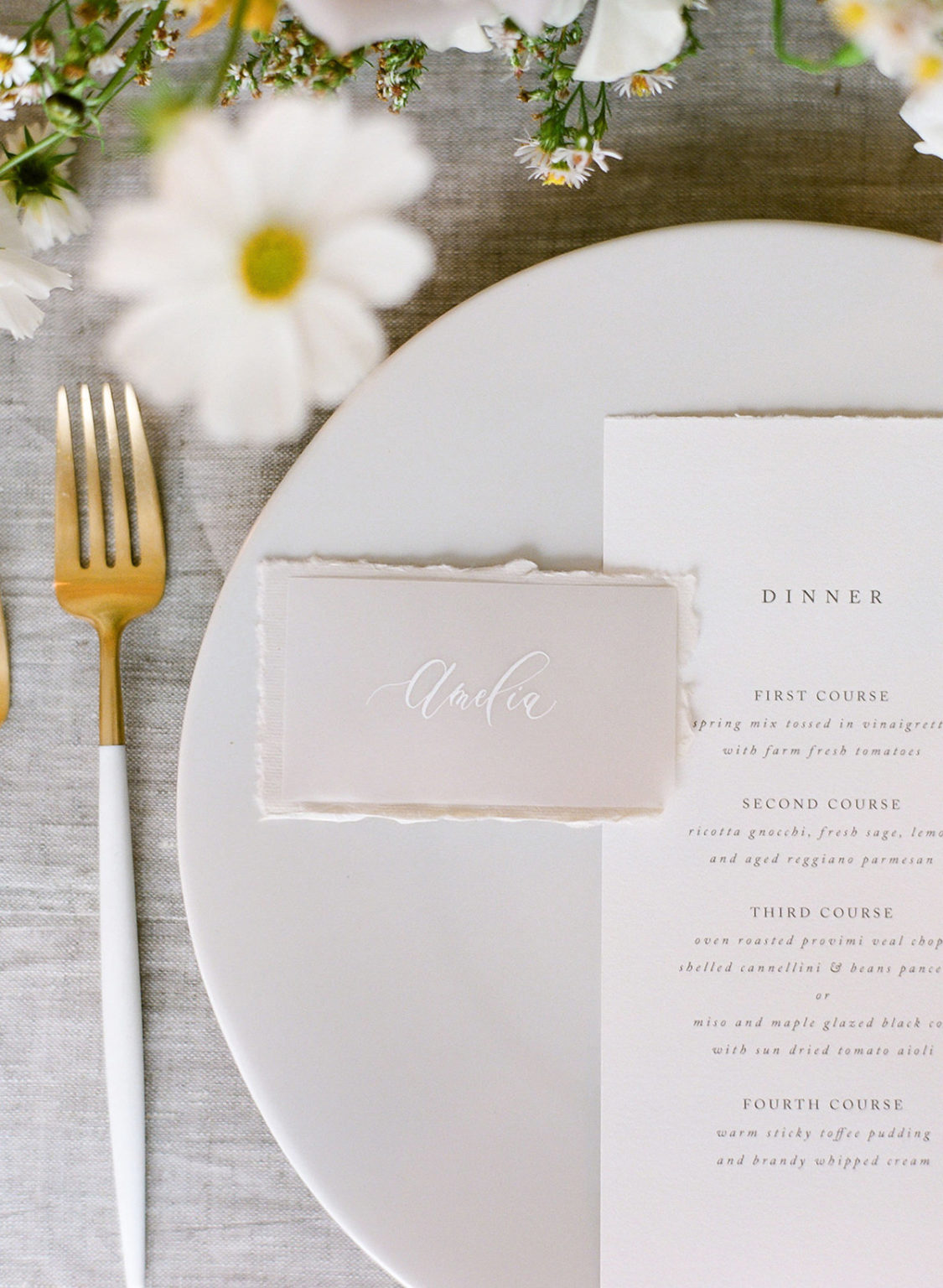 Classic Neutral - Toronto Wedding Planner | Rainbow Chan Weddings