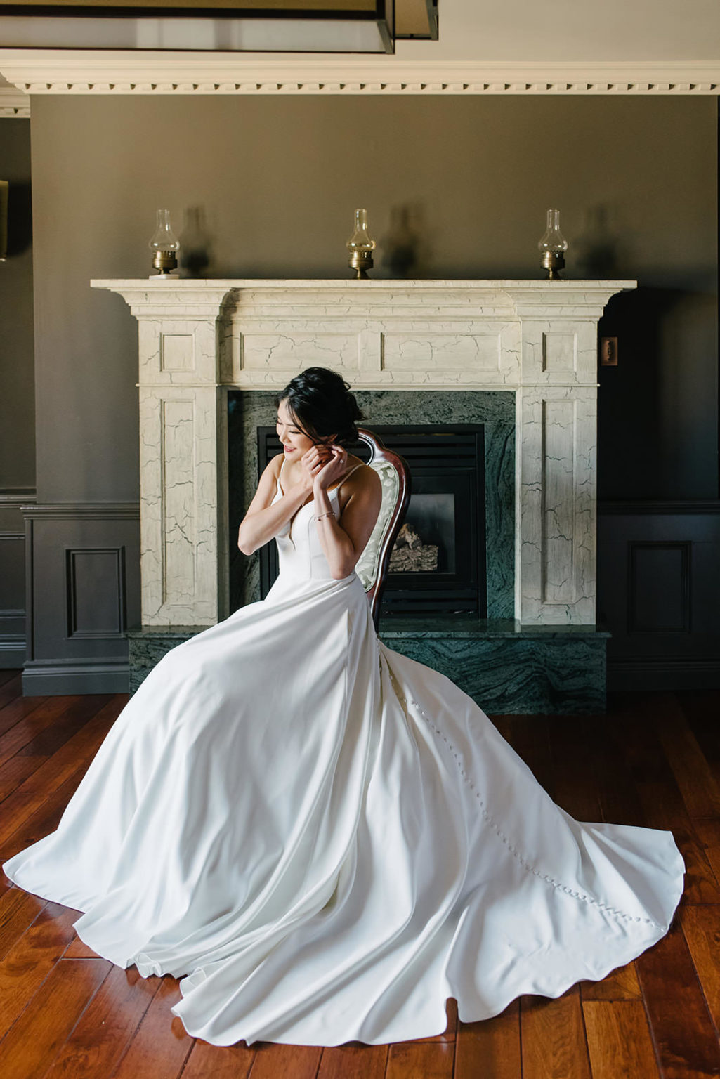 Summer Wedding at Edgewater Manor | Angela & Christopher - Toronto ...